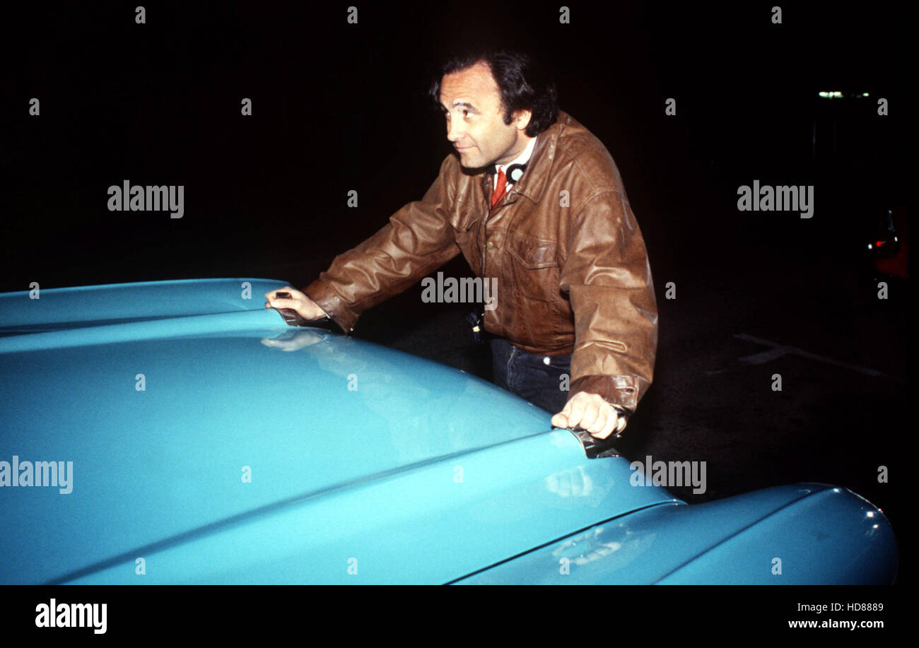 RUNAWAY DAUGHTERS, director Joe Dante on set, 1994, (c)Showtime ...