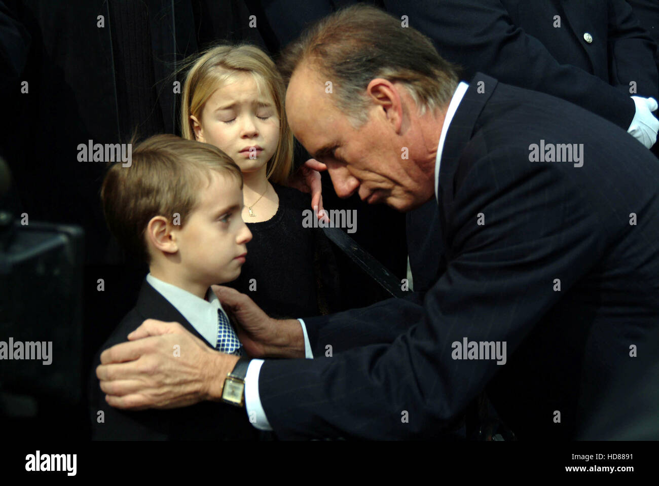 RUDY: THE RUDY GIULIANI STORY, James Woods (right), 2003, © USA Network ...