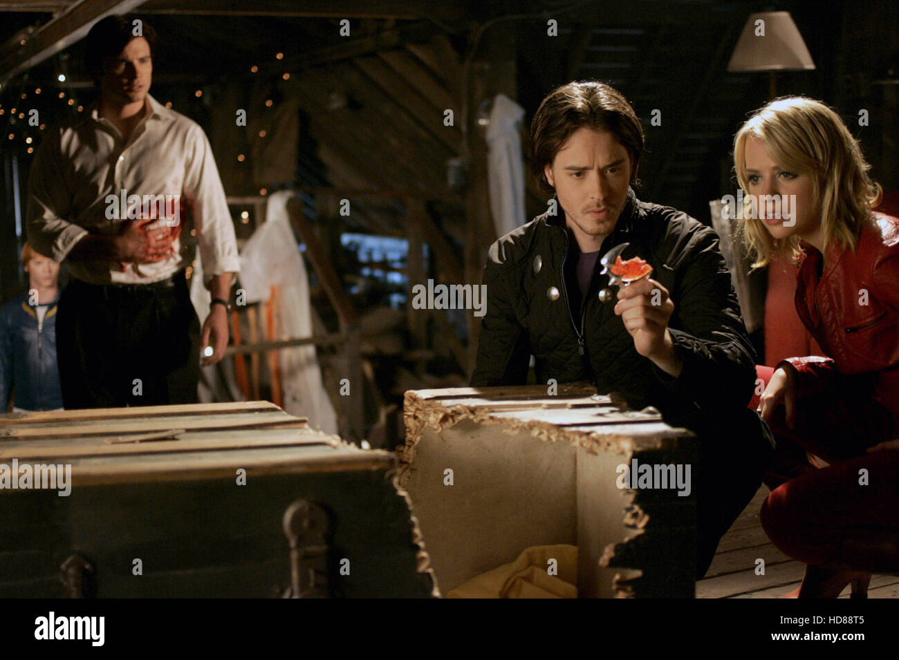 SMALLVILLE, (from left): Tom Welling, Ryan Kennedy, Alexz Johnson ...