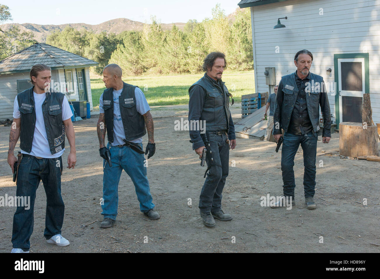 SONS OF ANARCHY, l-r: Charlie Hunnam, David Labrava, Kim Coates, Tommy ...