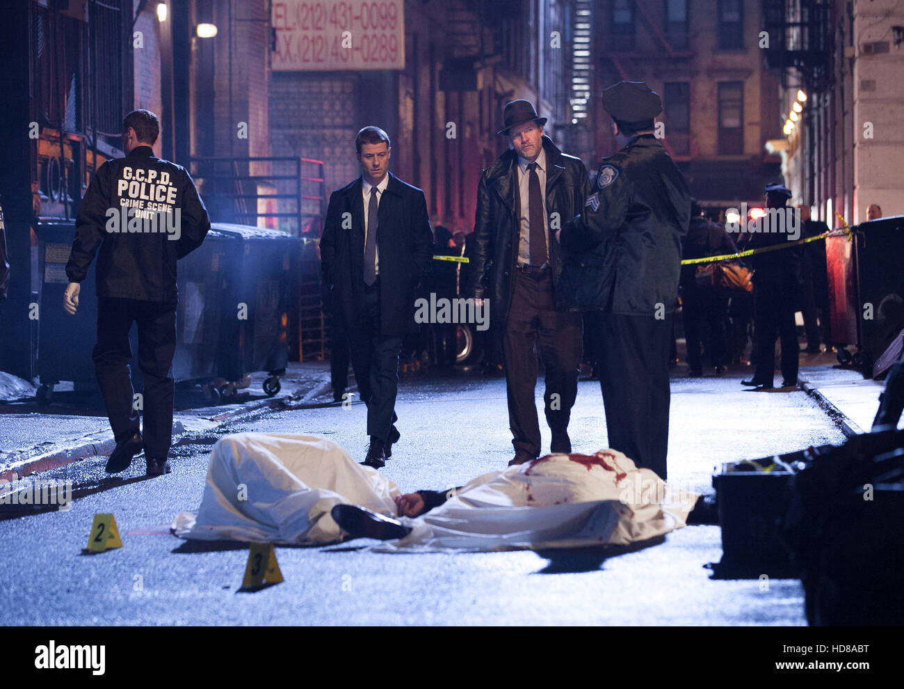 GOTHAM, l-r: Ben McKenzie, Donal Logue in 'Pilot', (Season 1, Episode 1 ...