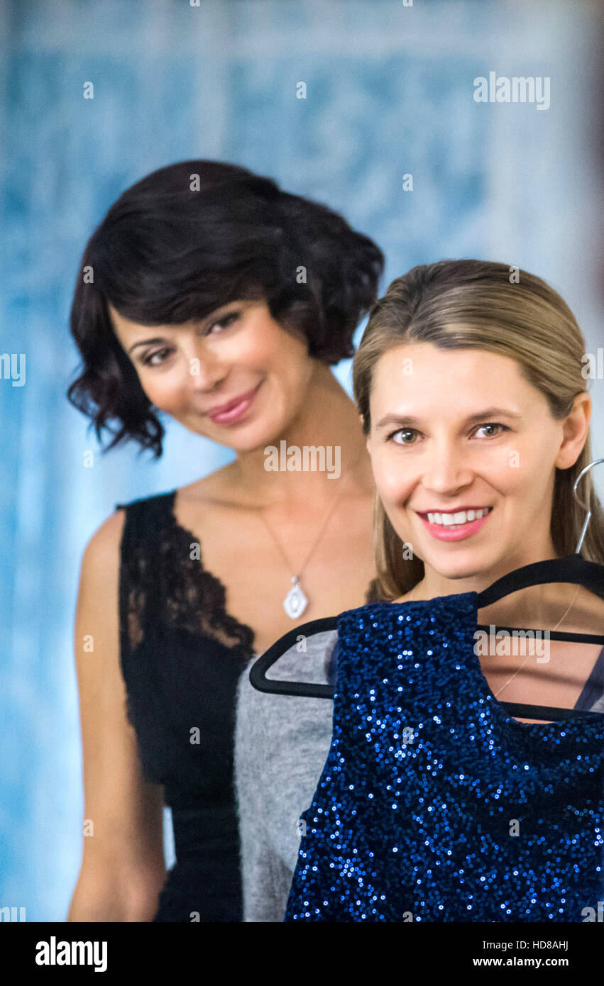 GOOD WITCH, (from left): Catherine Bell, Rayisa Kondracki, 'Do The ...