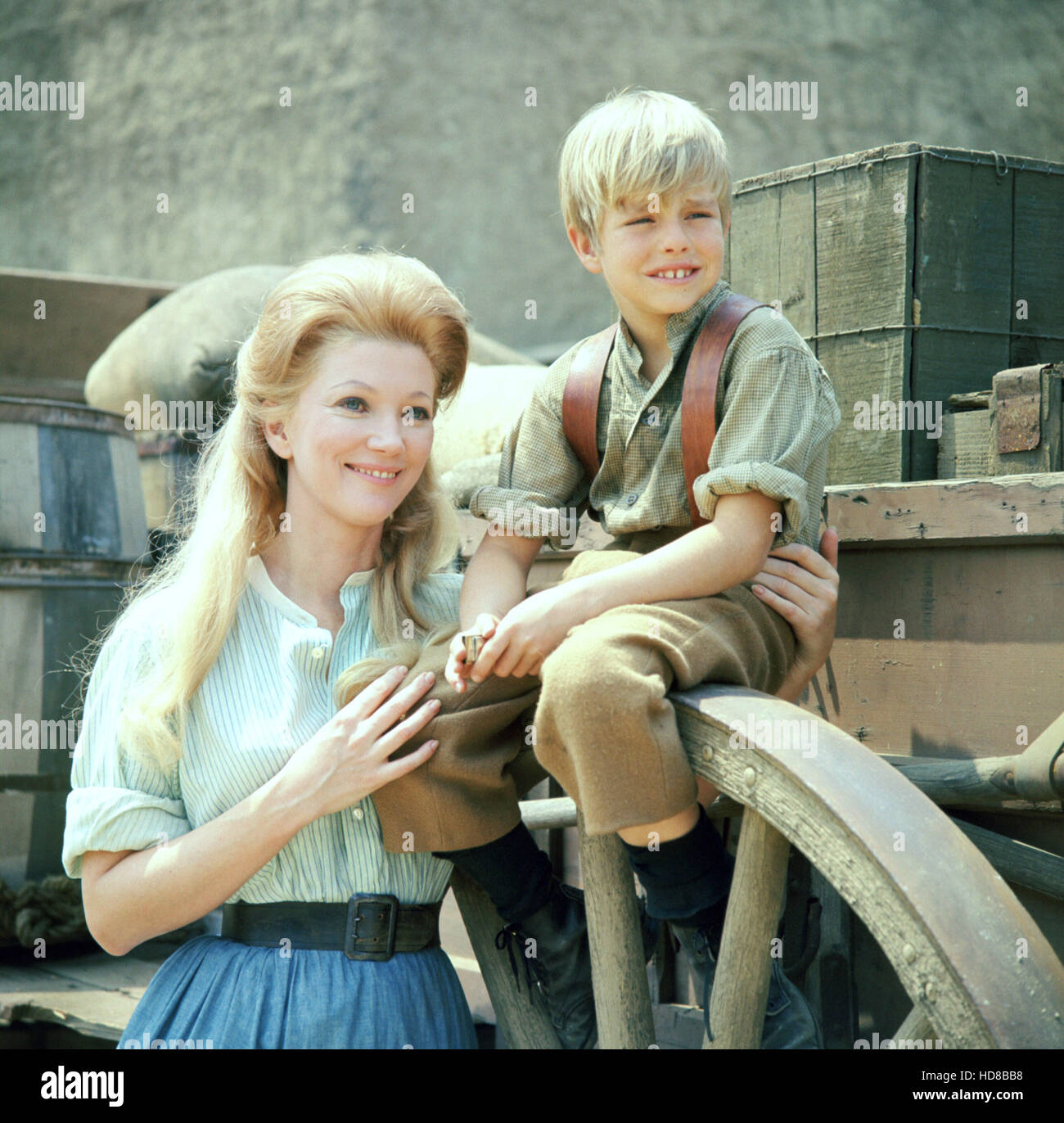 HONDO, Kathie Browne, Buddy Foster, 1967 Stock Photo - Alamy