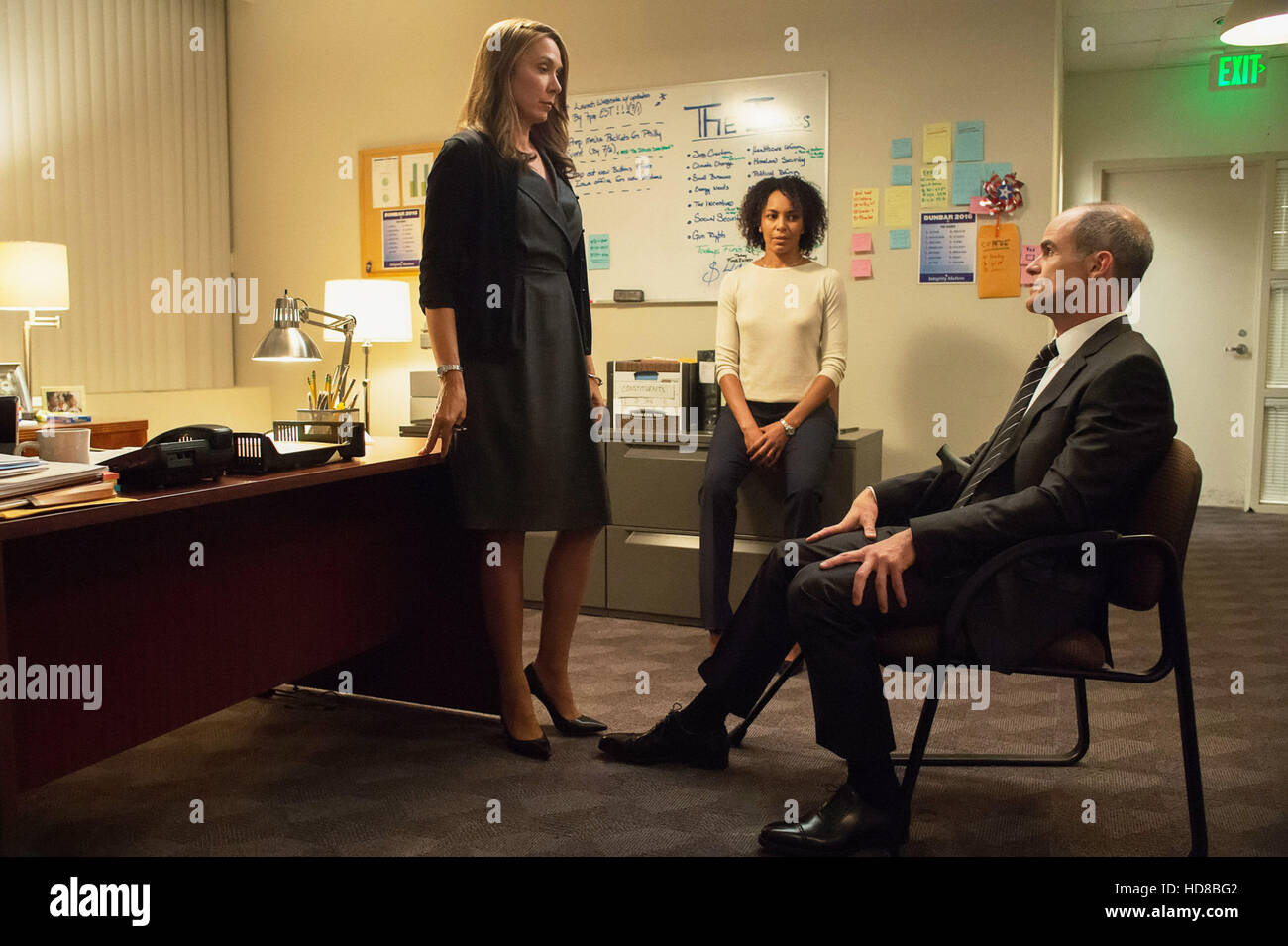 HOUSE OF CARDS, (from left): Elizabeth Marvel, Eisa Davis, Michael ...