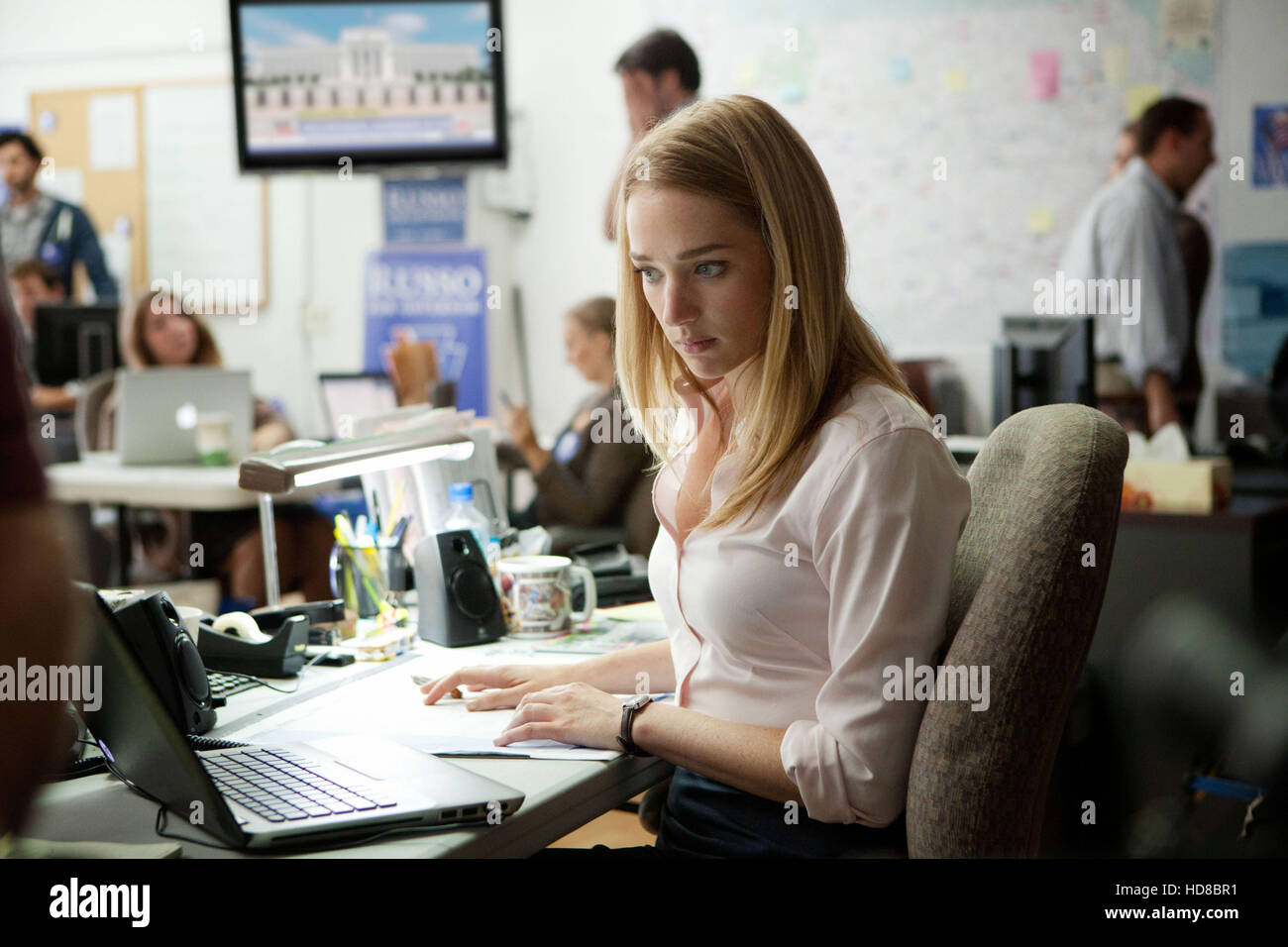 HOUSE OF CARDS, Kristen Connolly (Season 1, 2013), ph: Patrick Harbron ...
