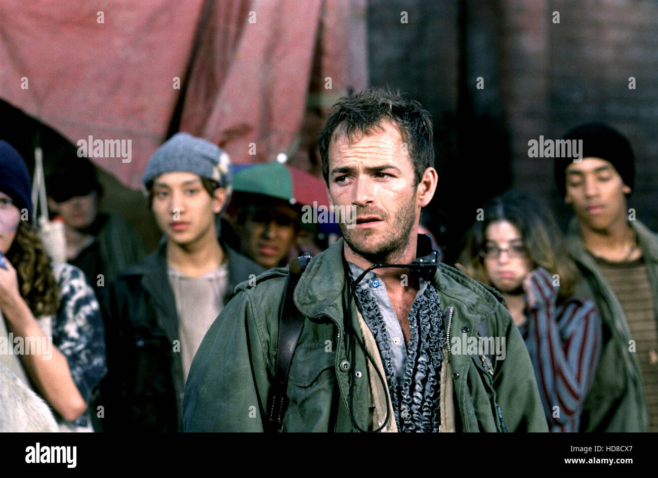 JEREMIAH, Luke Perry, 2002-04. © Lions Gate Television / Courtesy ...