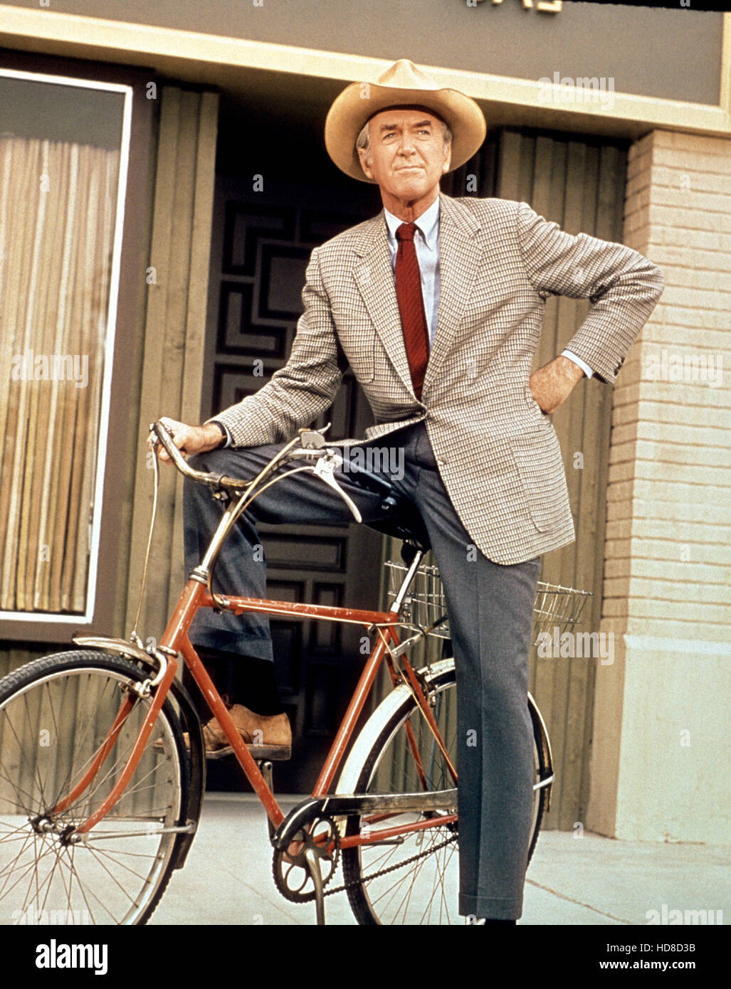 THE JIMMY STEWART SHOW, Jimmy Stewart, 1971-72 Stock Photo - Alamy