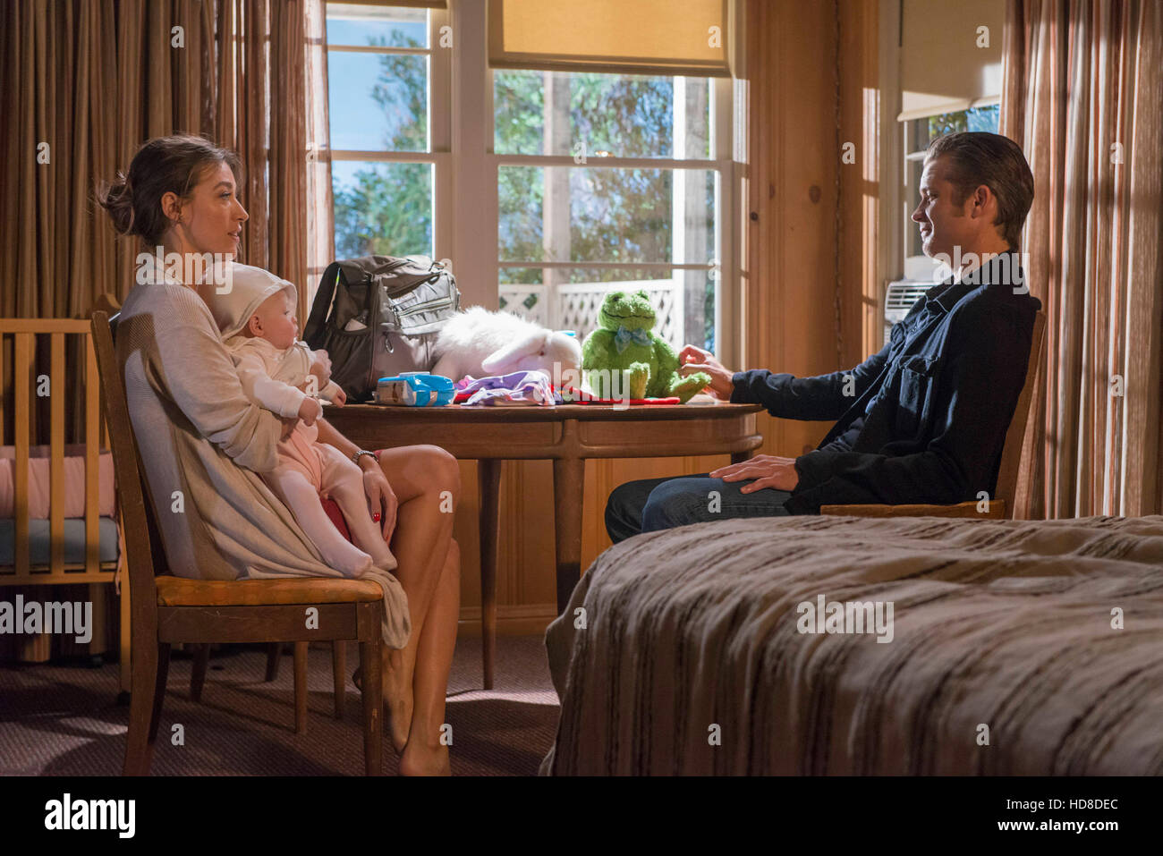 JUSTIFIED, (from left): Natalie Zea, Timothy Olyphant, 'The Hunt ...