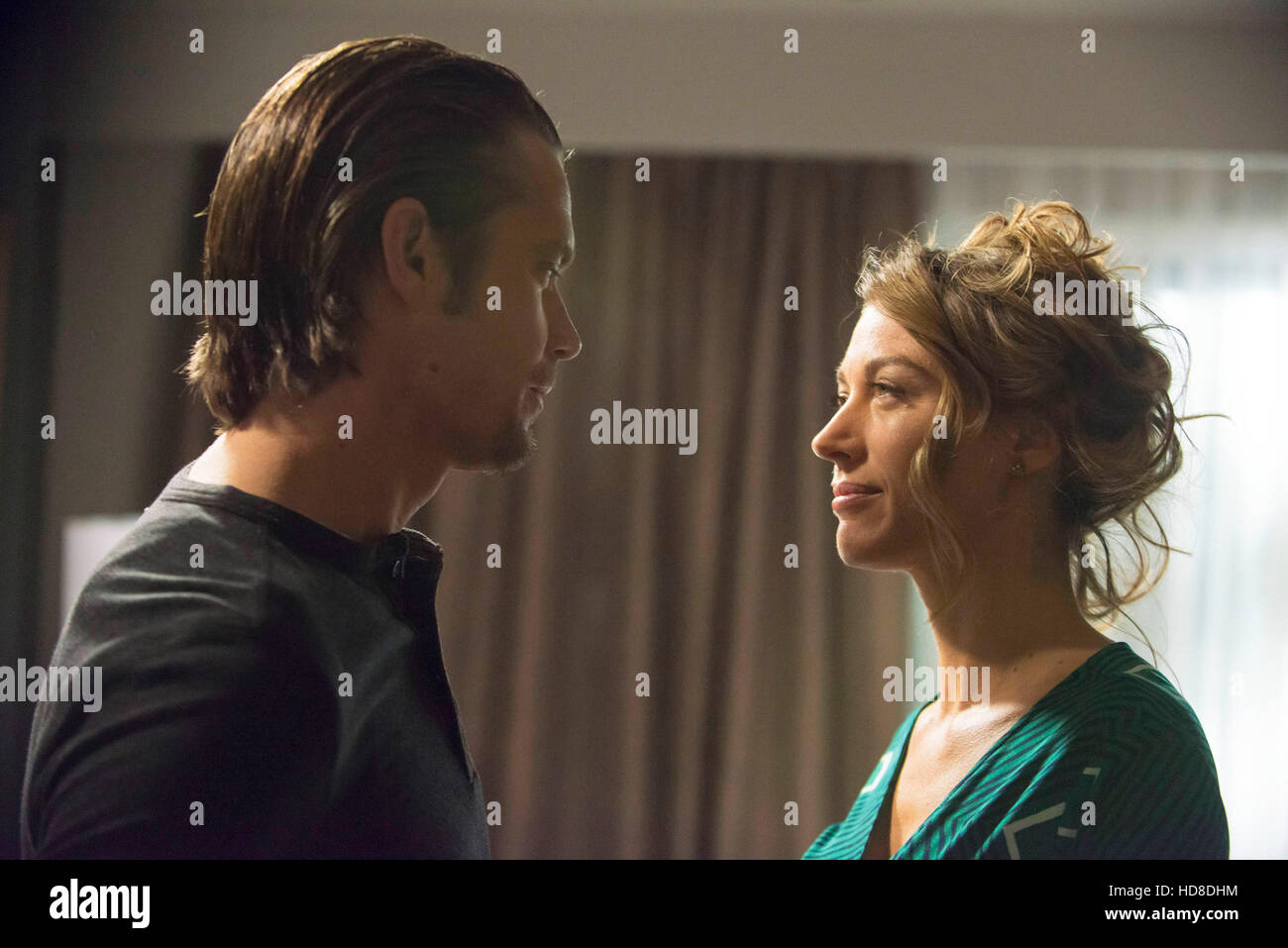 JUSTIFIED, l-r: Timothy Olyphant, Natalie Zea in 'Ghosts' (Season 4, Episode 13, aired April 2 ...