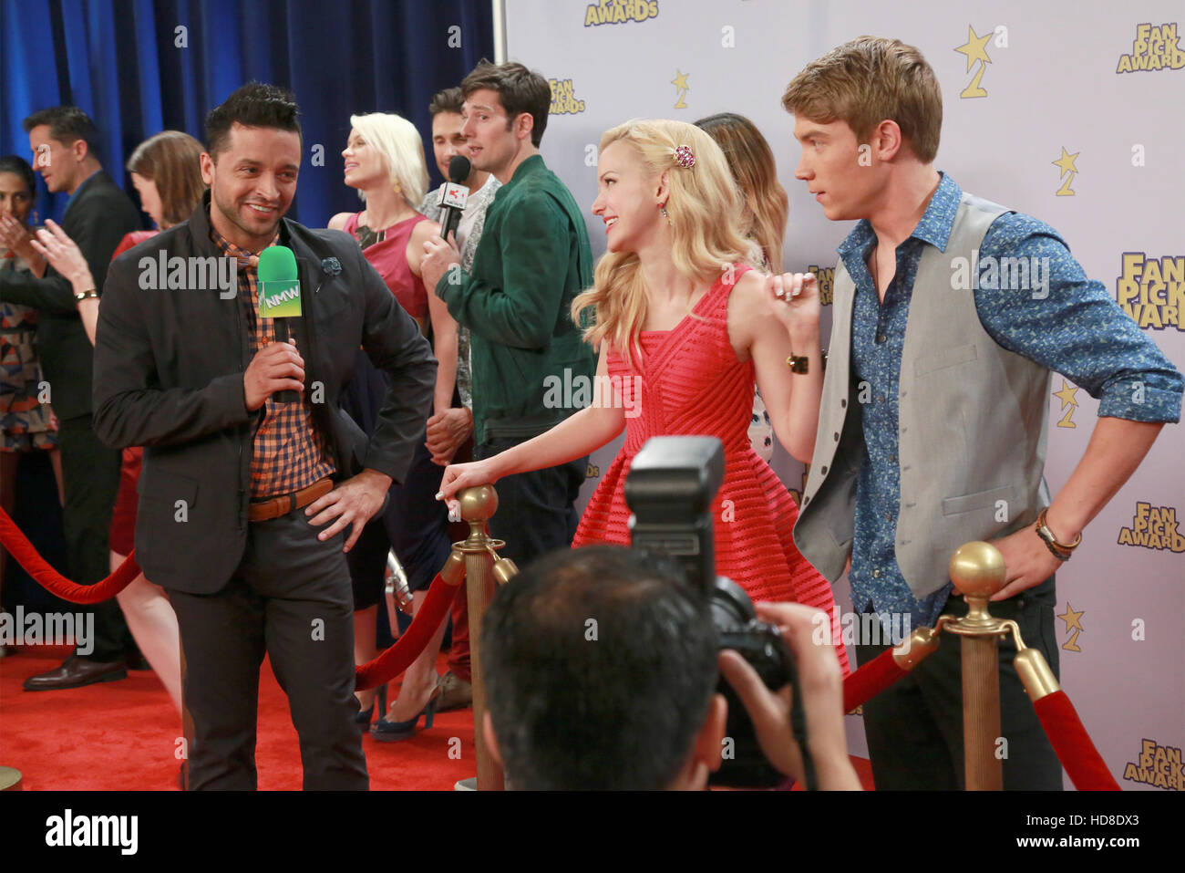 LIV AND MADDIE, (from left): Jai Rodriguez, Dove Cameron, Lucas Adams ...