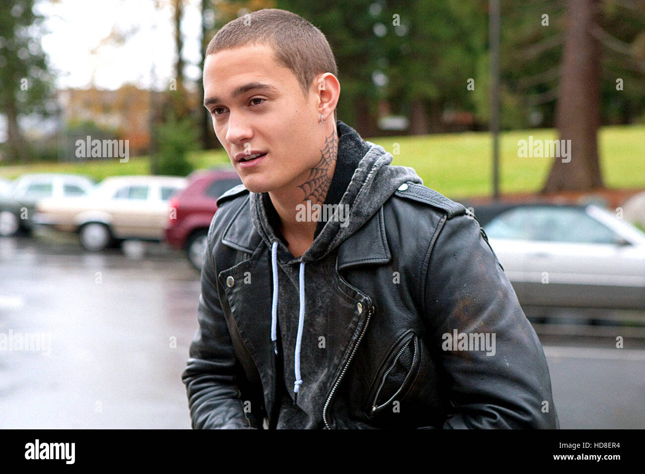 LIFE UNEXPECTED, Rafi Gavron, 'Turtle Undefeated', (Season 1, February ...