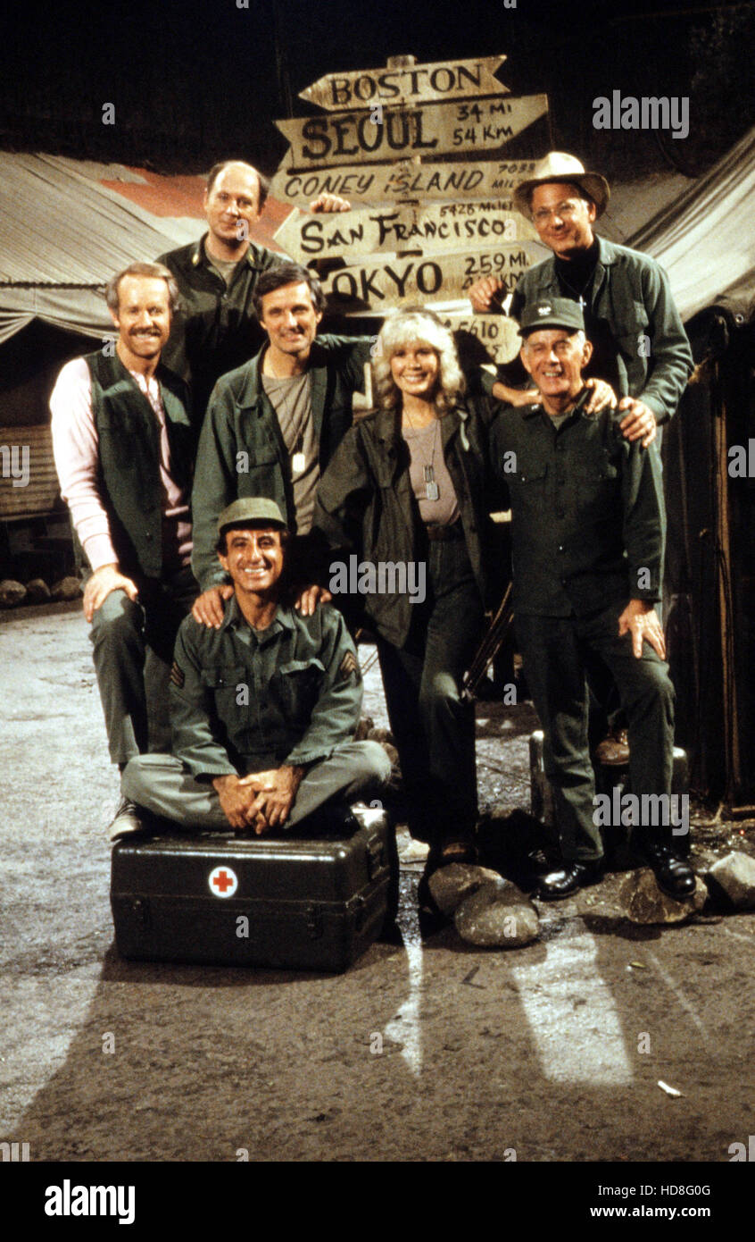 MASH (aka M*A*S*H), (l-r): Mike Farrell, Larry Linville, Jamie Farr ...
