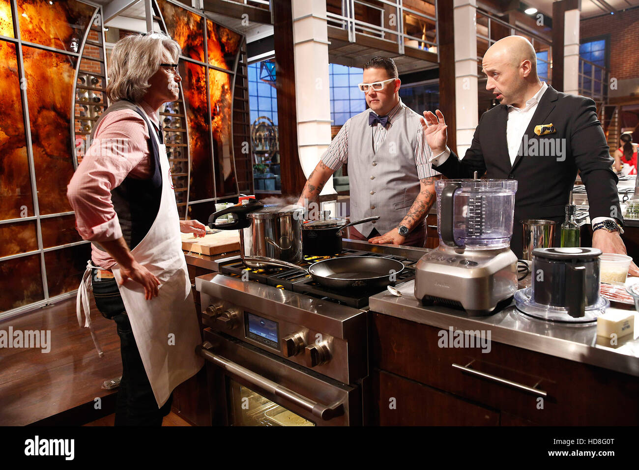 MASTERCHEF, (from left): contestant Leslie Gilliams, judge Graham ...