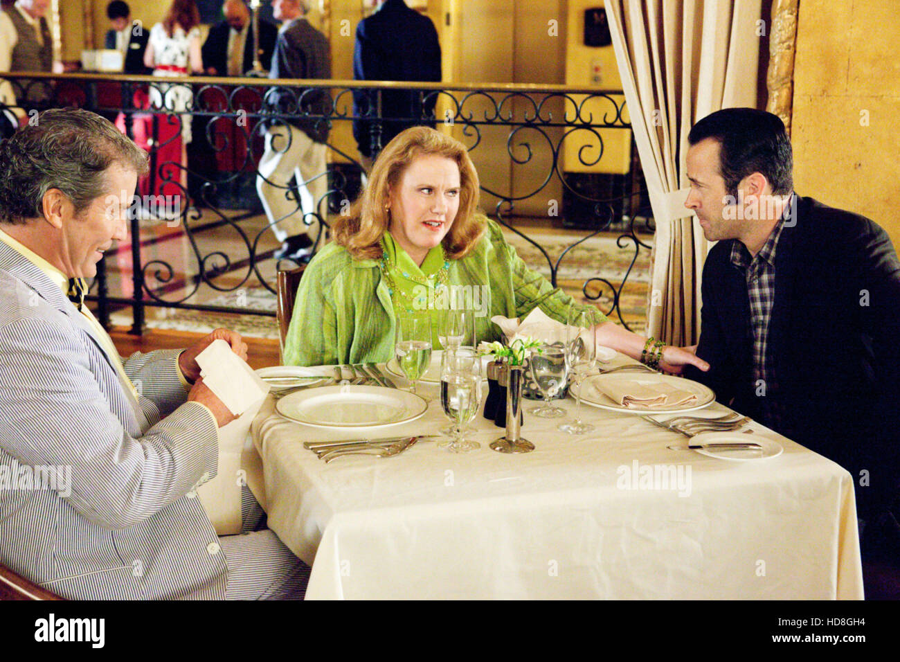 MEMPHIS BEAT, (from left): Daniel Hugh Kelly, Celia Weston, Jason Lee ...