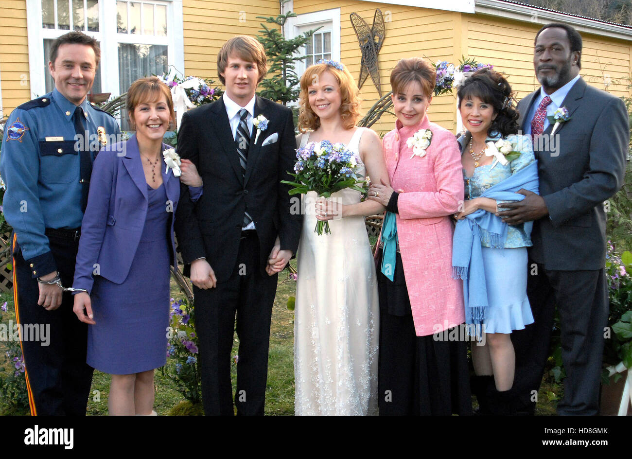 MEN IN TREES, (l-r): Currie Graham, Cynthia Stevenson, Derek Richardson ...