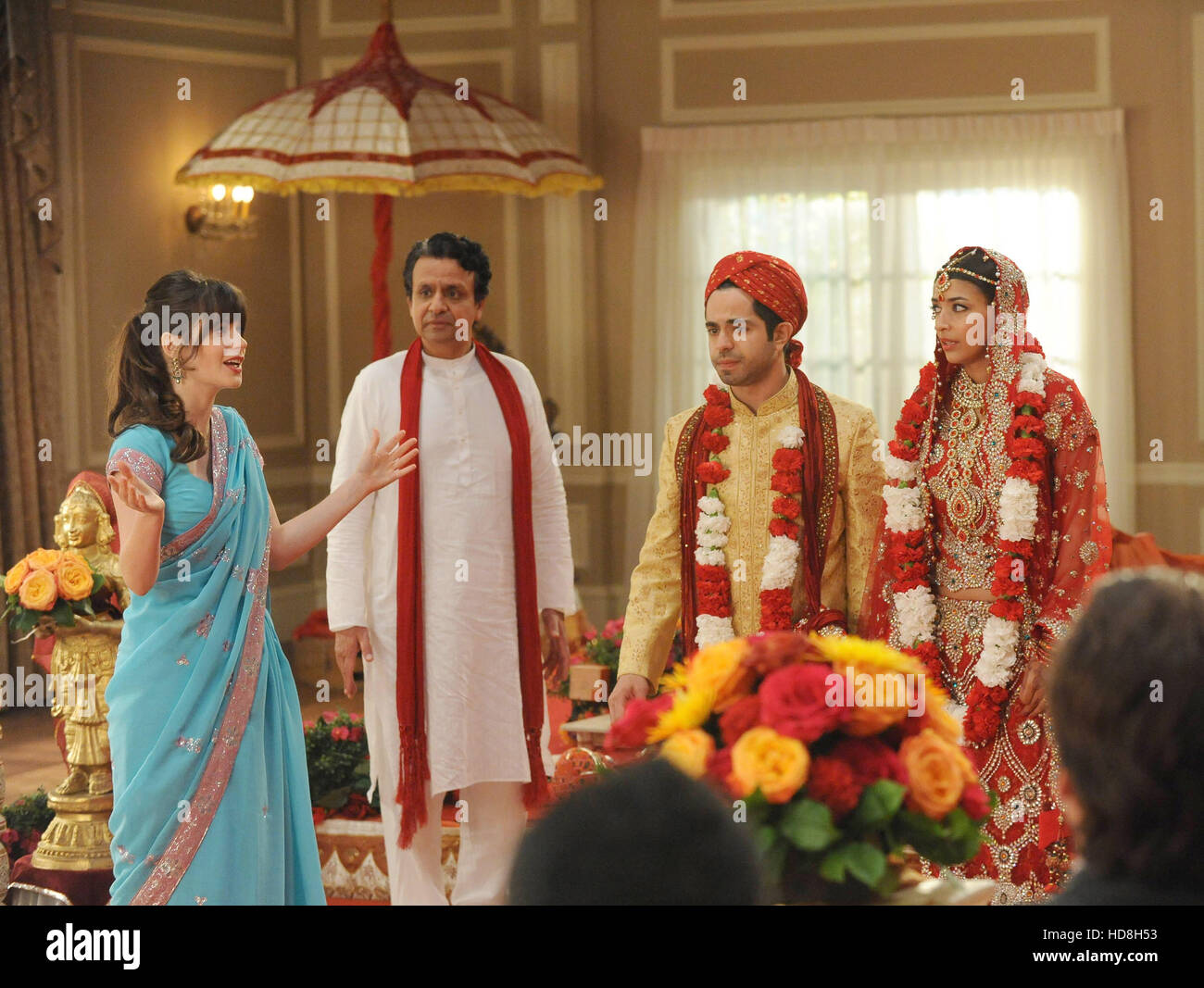 NEW GIRL, l-r: Zooey Deschanel, Ajay Mehta, Satya Bhabha, Hannah Simone ...