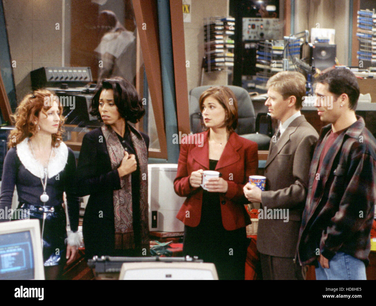 NEWSRADIO, Vicki Lewis, Khandi Alexander, Maura Tierney, Dave Foley ...
