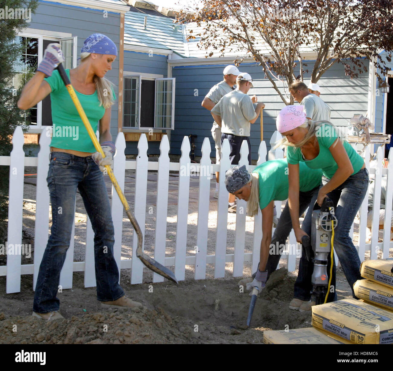 RENOVATE MY FAMILY, The Dahm Triplets, (Season 1), 2004, TM and ...