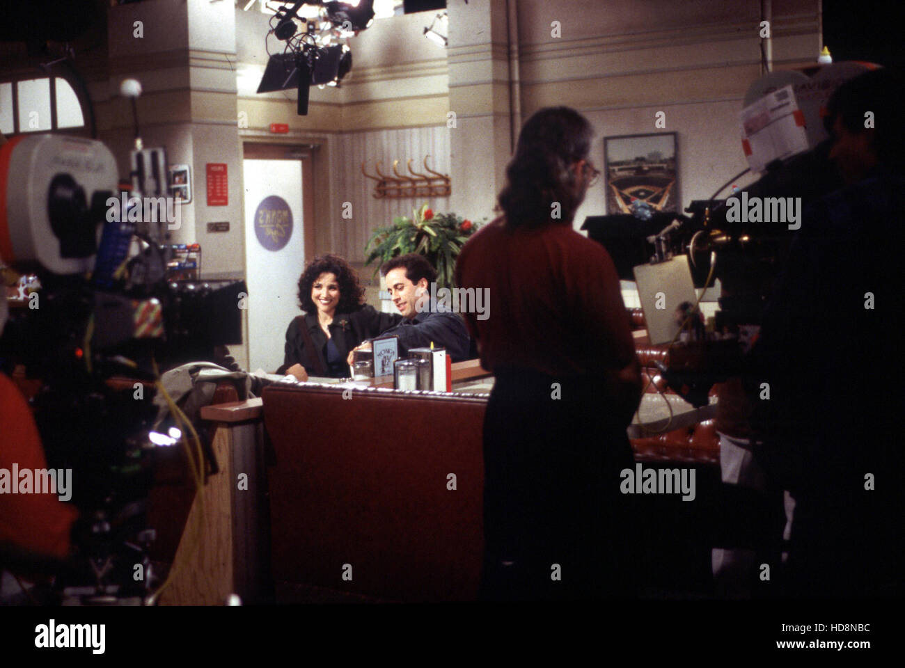 SEINFELD, Julia Louis-Dreyfus, Jerry Seinfeld. 1990 - 1998. (c ...