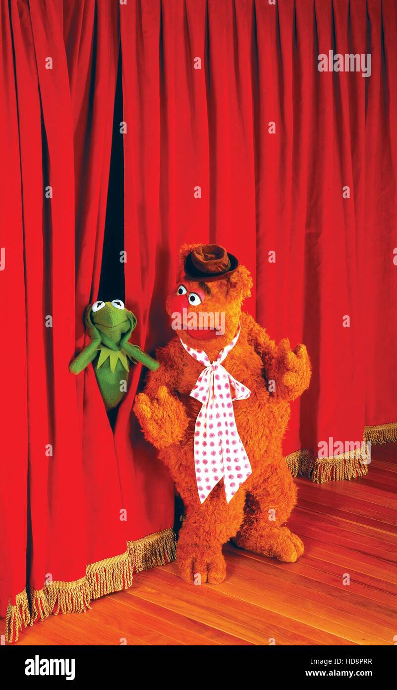 THE MUPPET SHOW, Kermit the Frog, Fozzie Bear, 1976-1981. (c) Henson ...