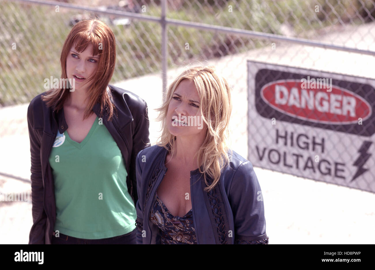 MUTANT X, Lauren Lee Smith, Victoria Pratt, Season 2, 2001-2004 Stock ...