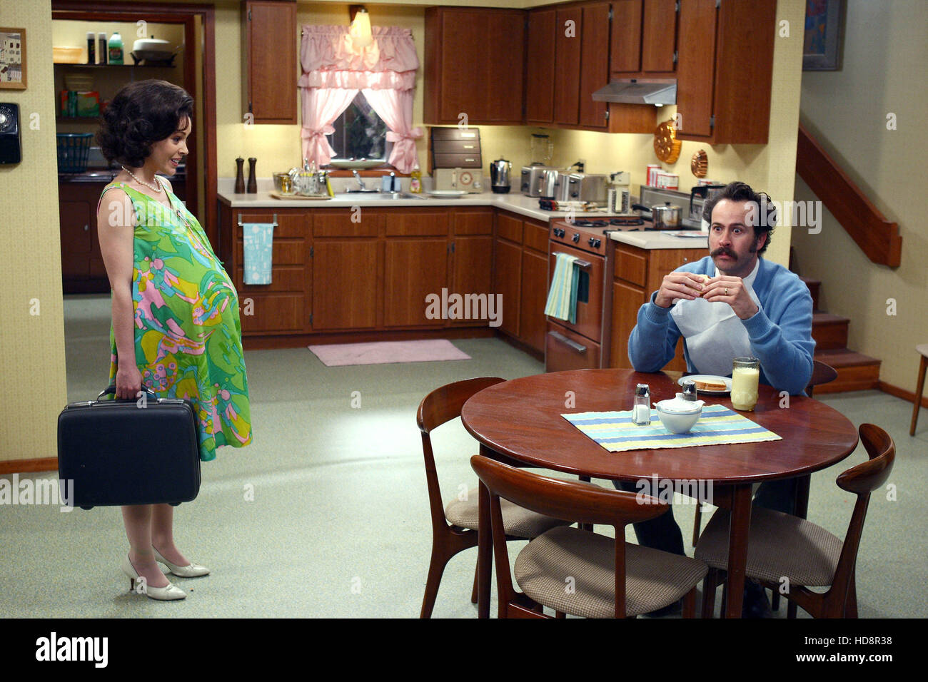 MY NAME IS EARL, Alyssa Milano, Jason Lee, 'Stole A Motorcycle ...