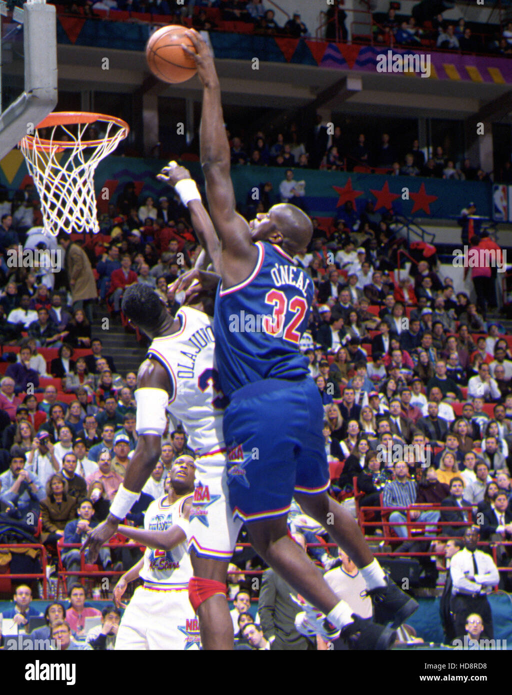 Hakeem olajuwon 1995 hi-res stock photography and images - Alamy