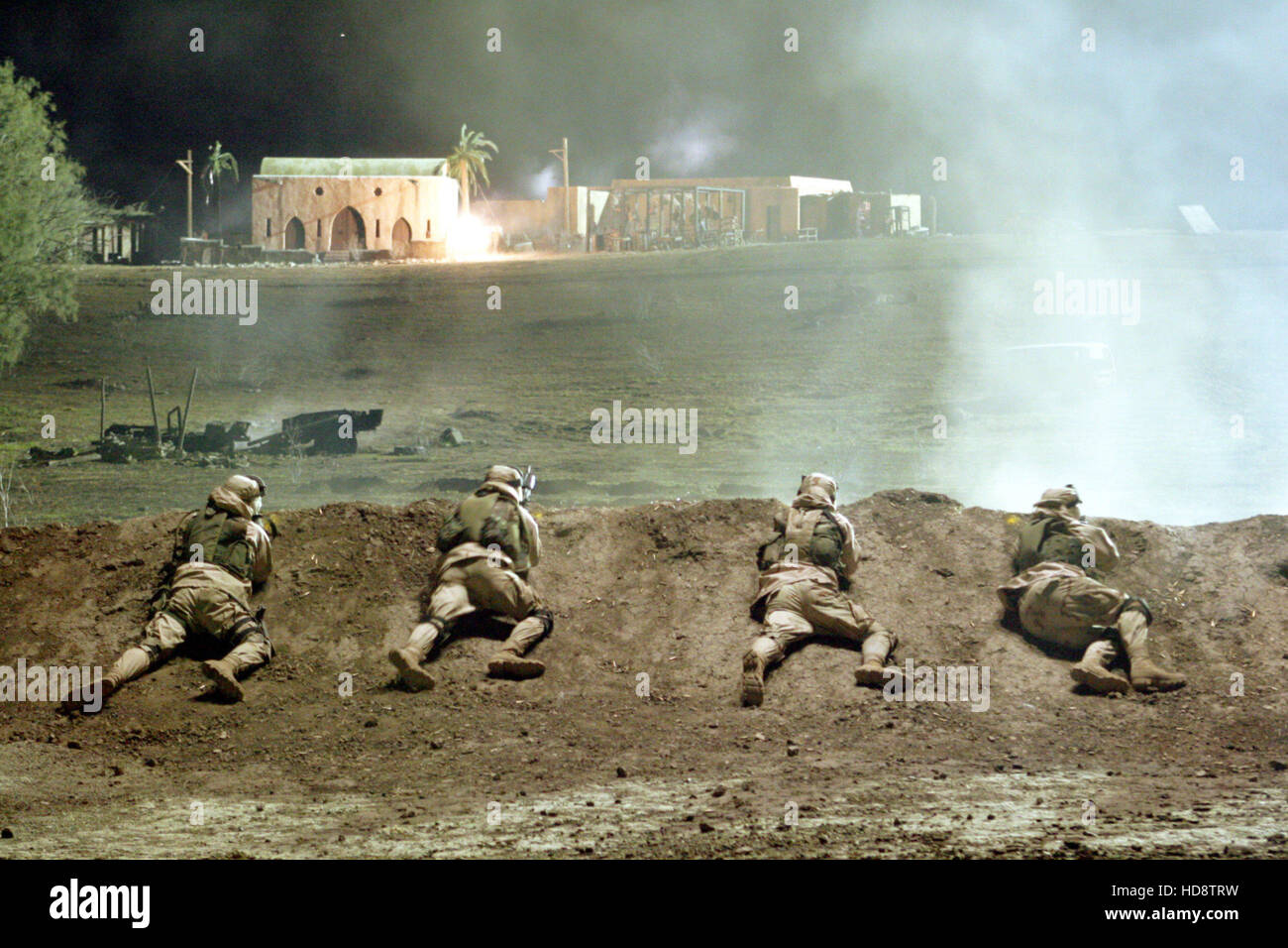 OVER THERE, (Season 1), 2005. photo: David Hume Kennerly / © FX Network ...