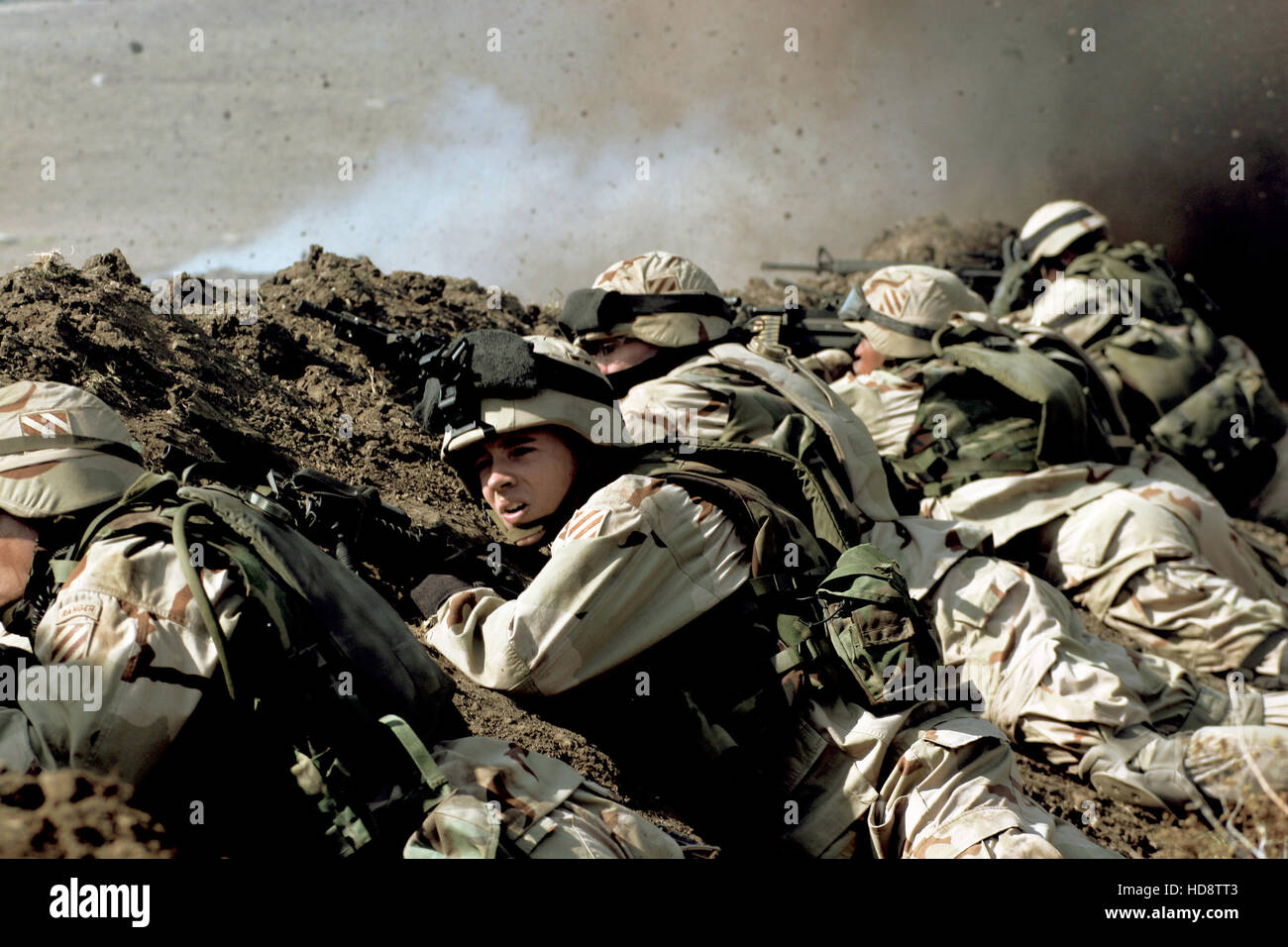 OVER THERE, (Season 1), 2005. photo: David Hume Kennerly / © FX Network ...