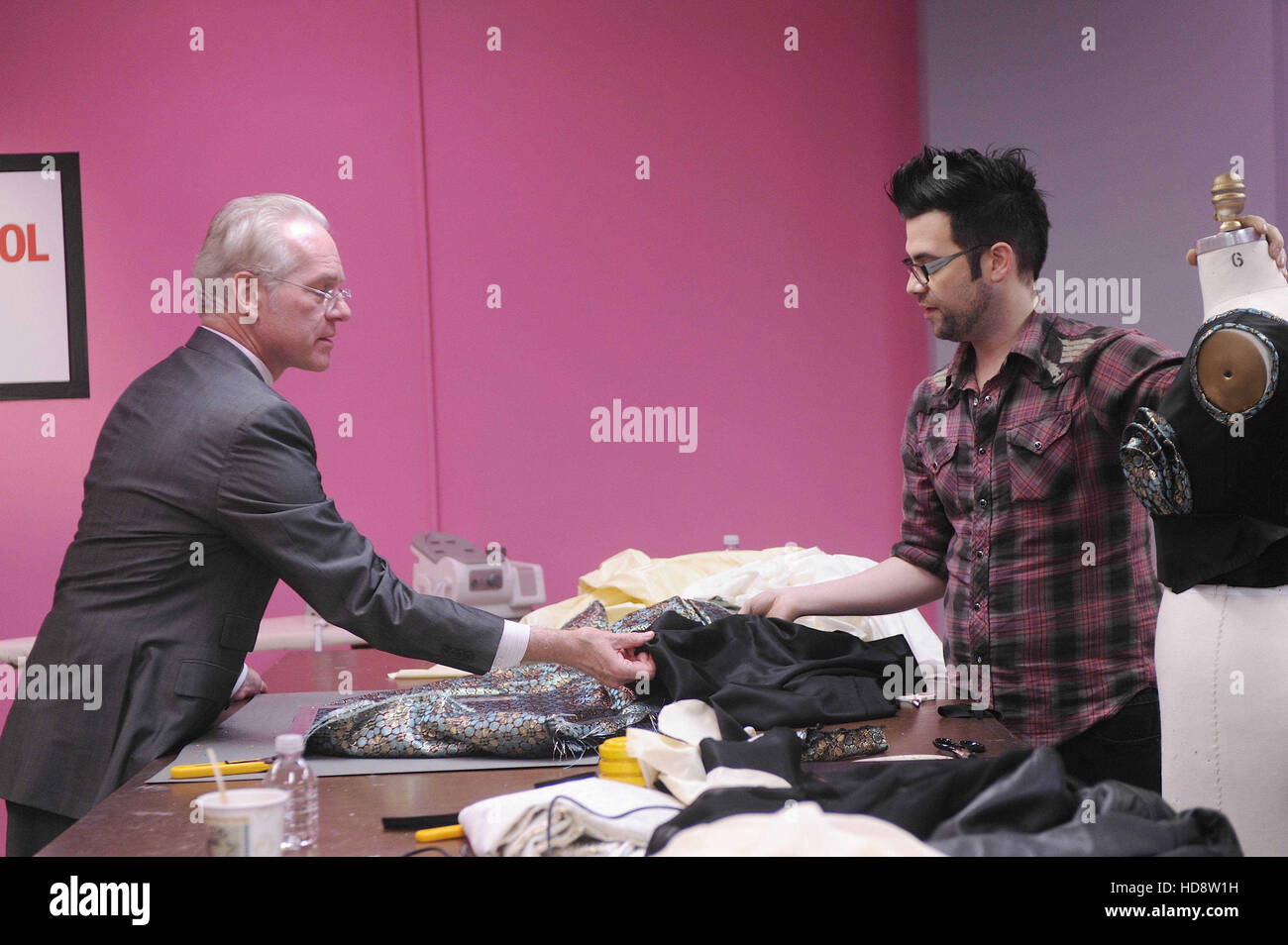 PROJECT RUNWAY, (from left): mentor Tim Gunn, contestant designer ...