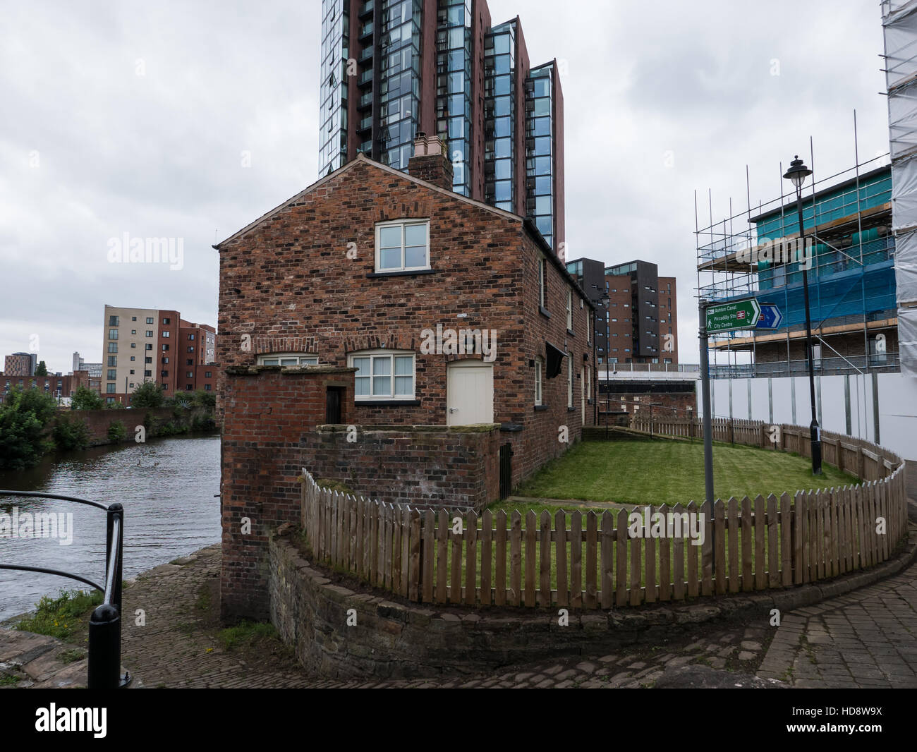 Houses in Manchester by a little canal Stock Photo - Alamy