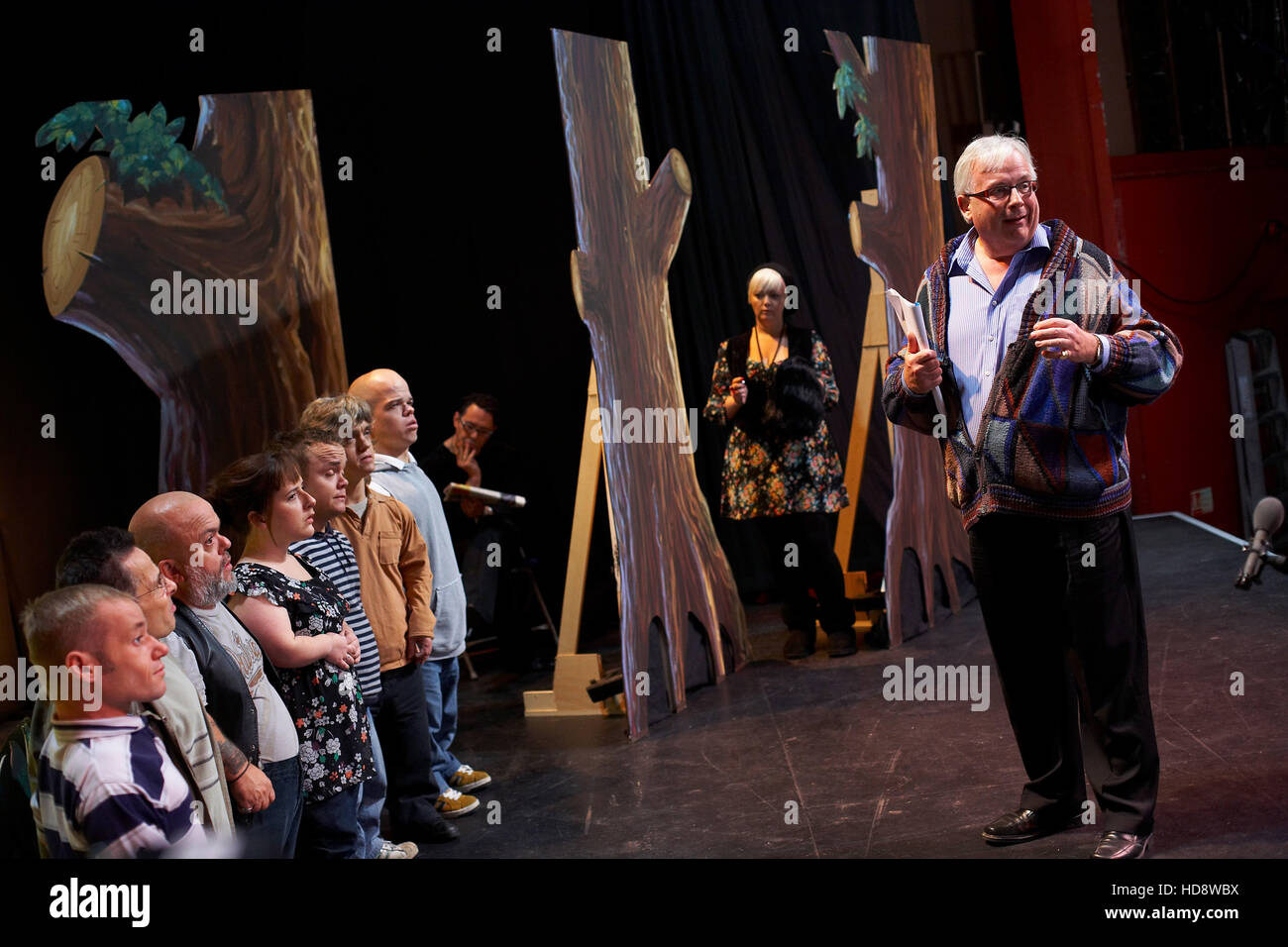 PSYCHOVILLE, standing right: Christopher Biggins in 'Lomax' (Season 1 ...