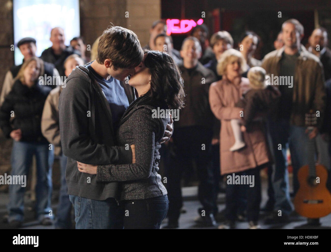 RAISING HOPE, (from left): Lucas Neff, Shannon Woodward, 'Jimmy's Fake ...