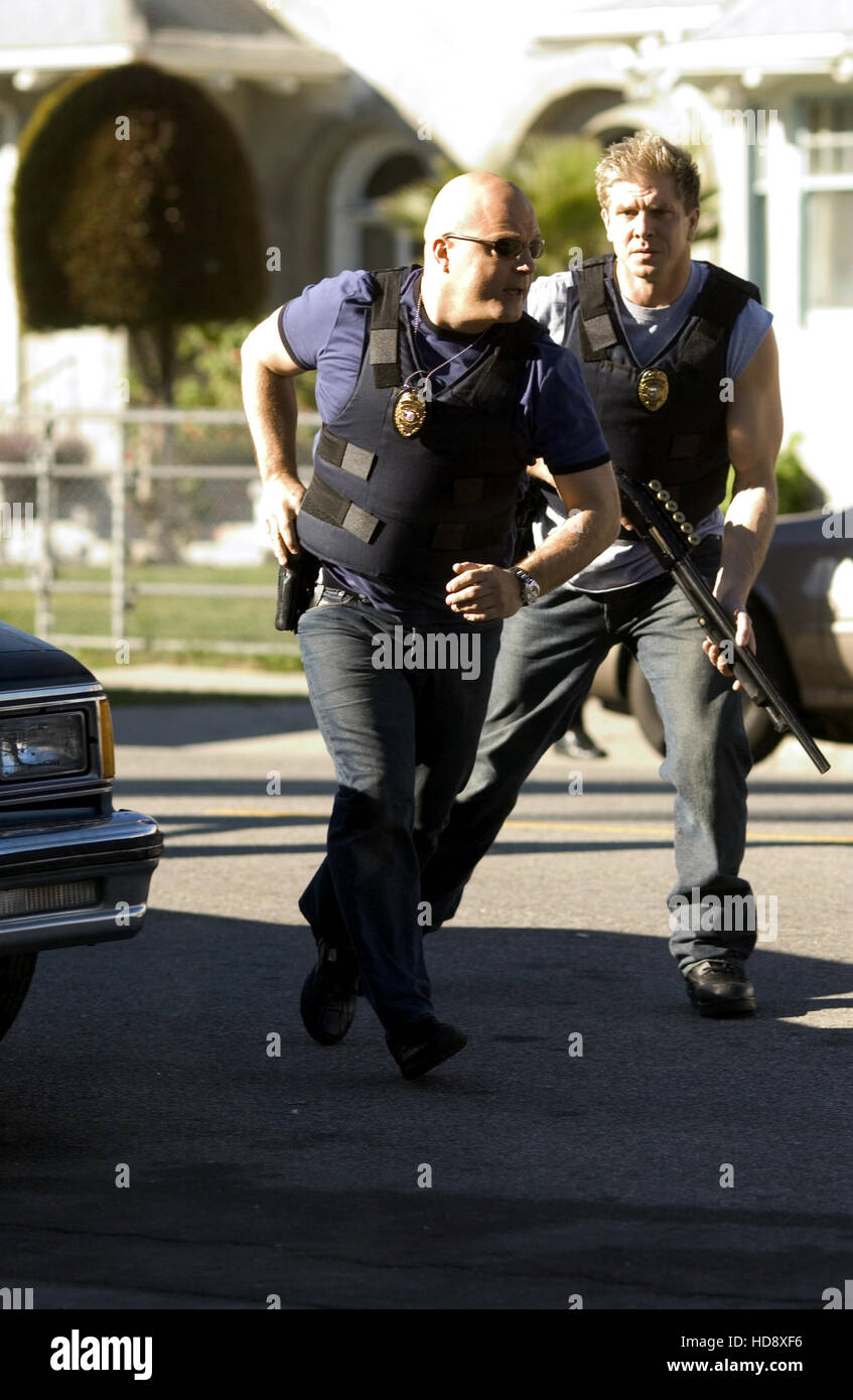 THE SHIELD, Michael Chiklis, (Season 3), 2002-08, photo: Prashant Gupta ...