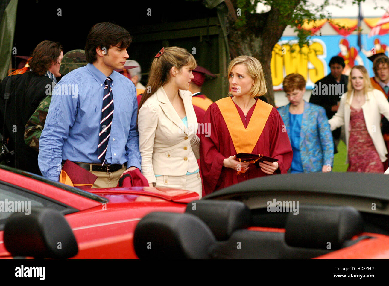 SMALLVILLE, Tom Welling, Erica Durance, Allison Mack, 'Commencement ...