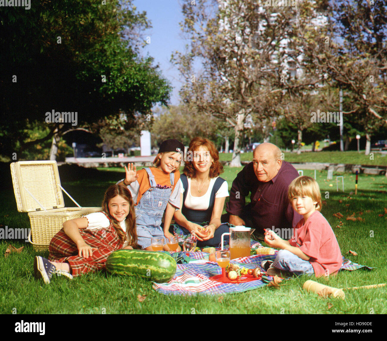 THUNDER ALLEY, (l-r): Kelly Vint, Lindsay Felton, Robin Riker, Edward ...