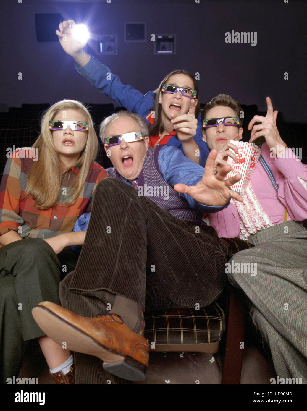 3RD ROCK FROM THE SUN, Kristen Johnston, John Lithgow, Joseph Gordon ...