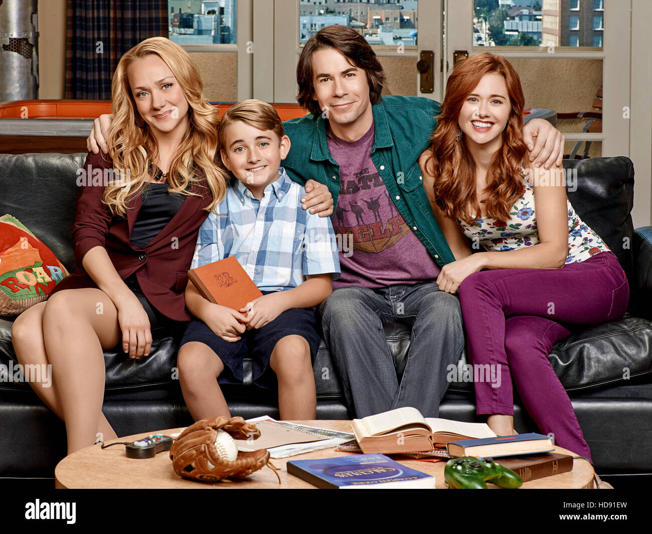 WENDELL & VINNIE, (aka WENDELL AND VINNIE), l-r: Nicole Sullivan, Buddy Handleson, Jerry Trainor ...