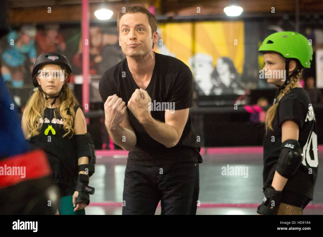 WEEDS, Rachel Pace (left), Justin Kirk (center), 'See Blue and Smell ...