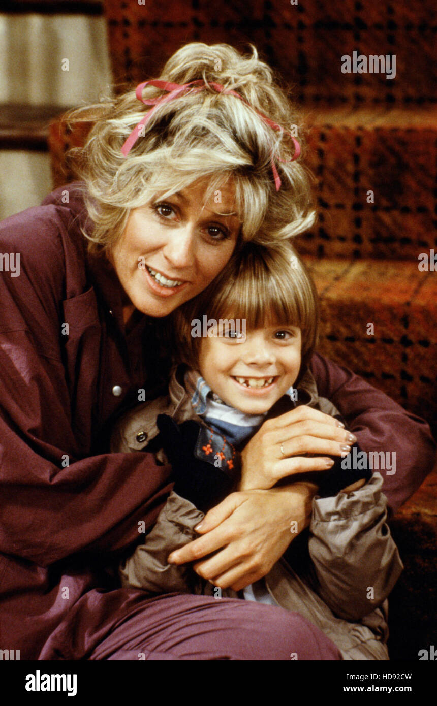 WHO'S THE BOSS? Judith Light, Danny Pintauro, (Season 1) 1984-92 ...