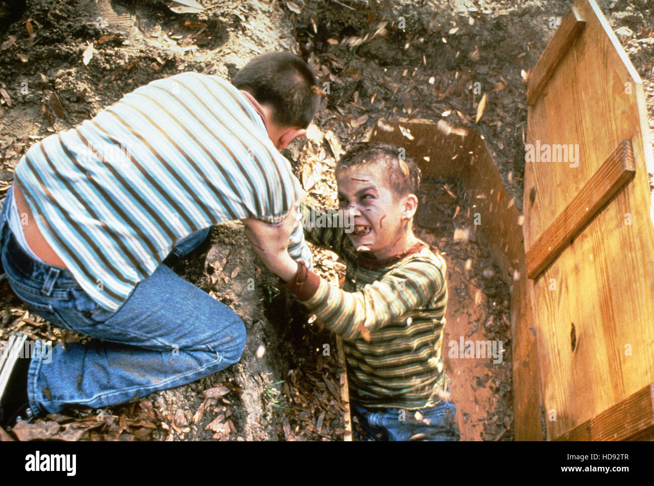 AMERICAN GOTHIC, Lucas Black (left), 'Meet The Beetles', (Season 1 ...