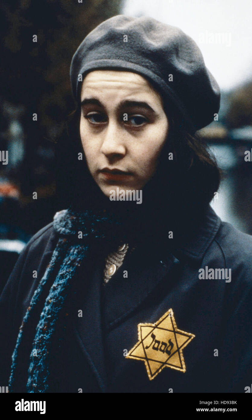 The Attic The Hiding Of Anne Frank Lisa Jacobs As Anne Frank 1988 © Cbscourtesy Everett