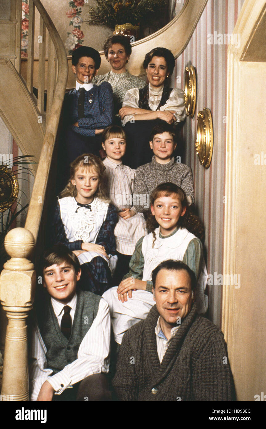 AVONLEA, clockwise from top: Lally Cadeau, Mag Ruffman, Zachary Bennett ...