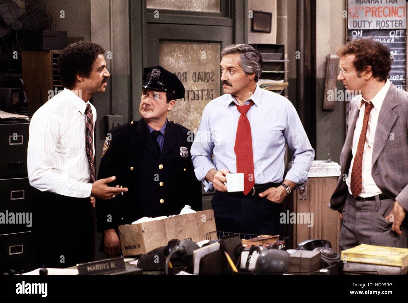 BARNEY MILLER, Ron Glass, Ron Carey, Hal Linden, Steve Landesberg, 1975 ...