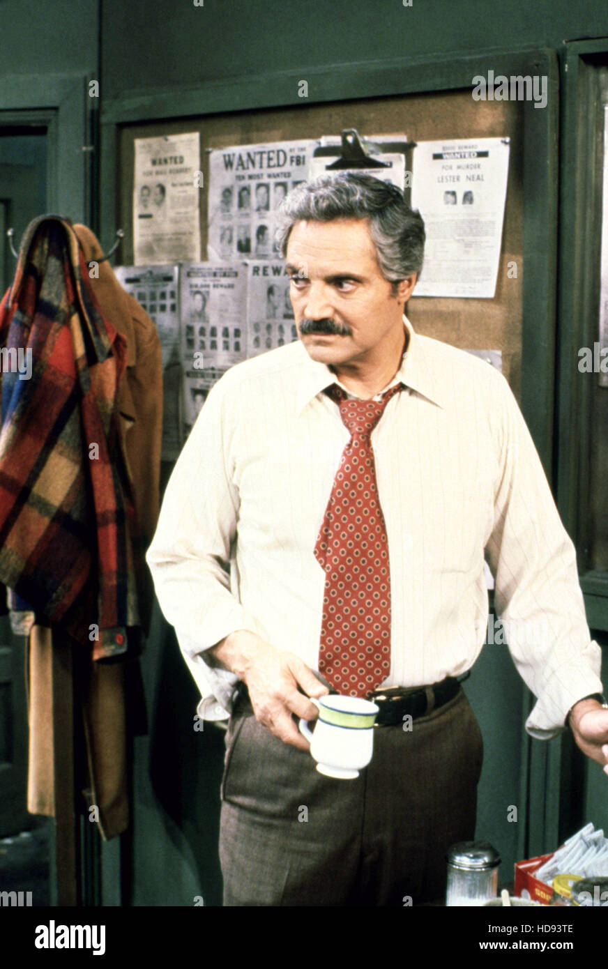 BARNEY MILLER, Hal Linden, 1975-1982 Stock Photo - Alamy