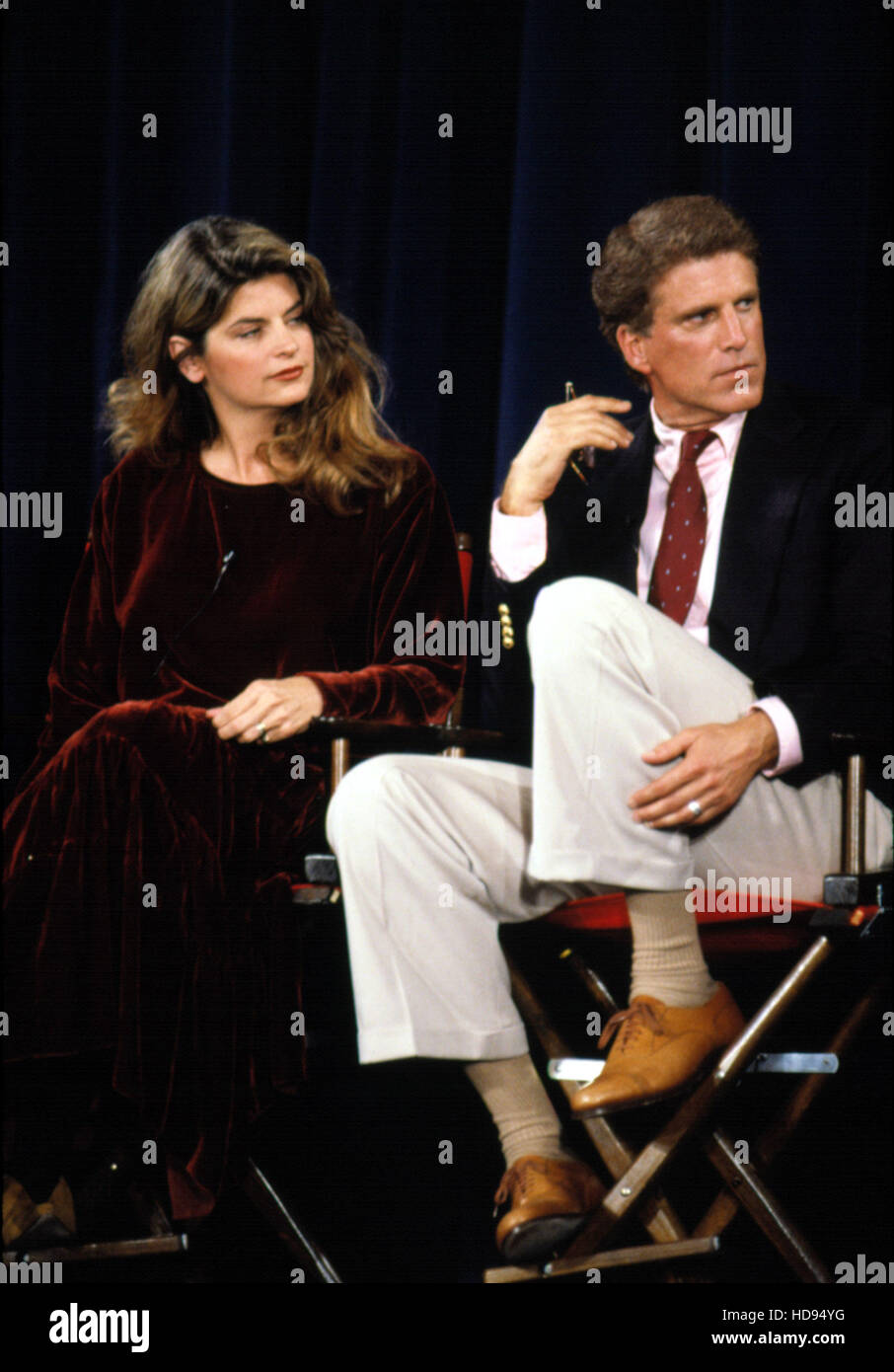CHEERS, Ted Danson, Kirstie Alley, 1982-93. 200th episode Stock Photo ...