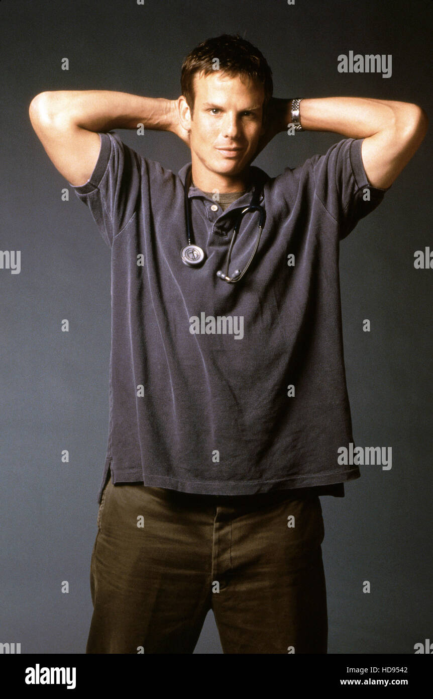 CHICAGO HOPE, Peter Berg, 1994-2000. TM and Copyright © 20th Century ...