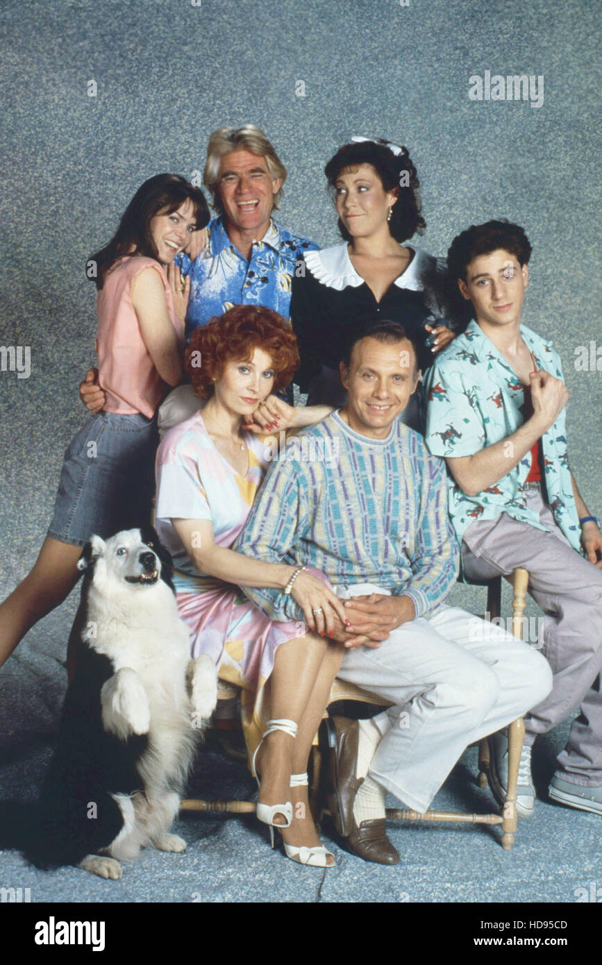 DOWN AND OUT IN BEVERLY HILLS, front from left: Mike the dog, Anita ...