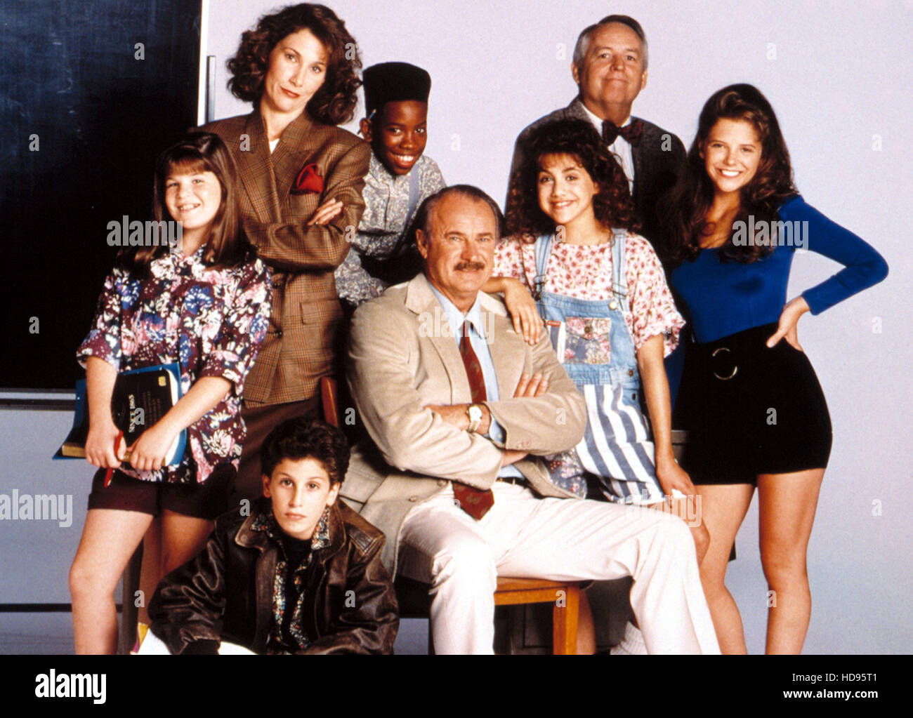 DREXELL'S CLASS, (l to r) unknown, Jason Biggs (seated lower), Edie ...