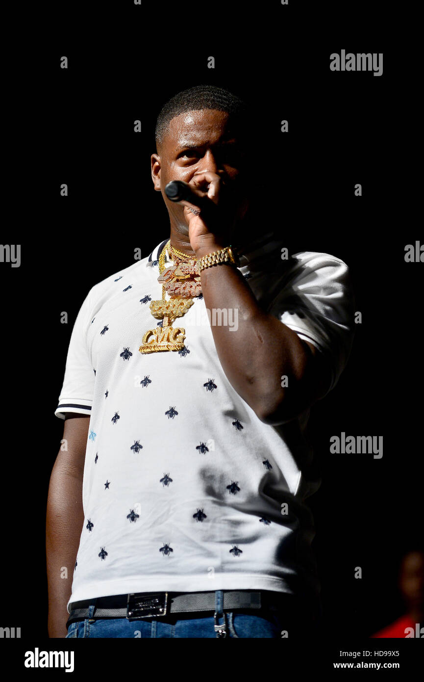 Youngsta hi-res stock photography and images - Alamy